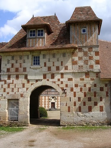 french chateaux with chequered walls - MY FRENCH COUNTRY HOME